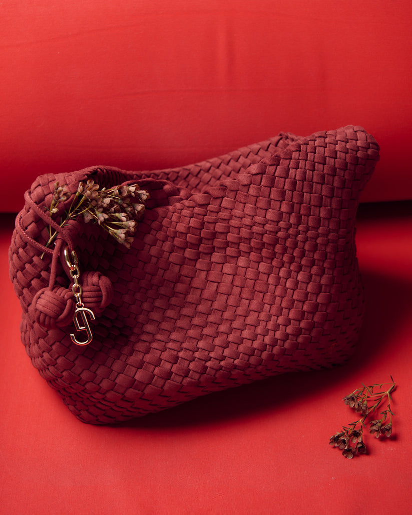 POPPY SUEDE SHOULDER BAG - BURGUNDY – Sugar Monday