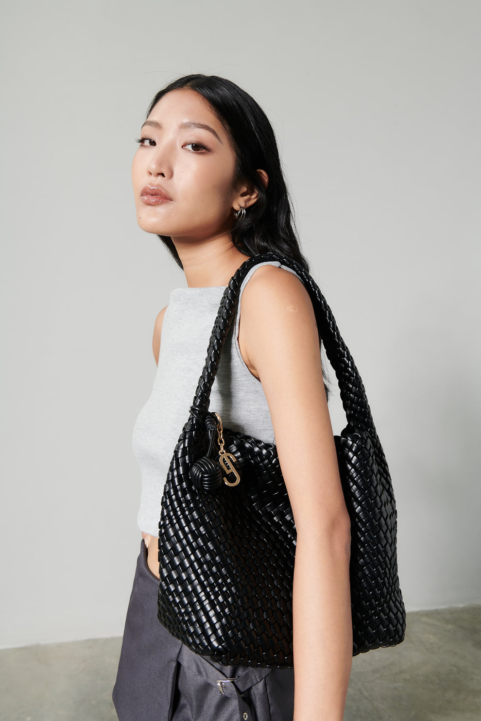 POPPY SHOULDER BAG - BLACK – Sugar Monday